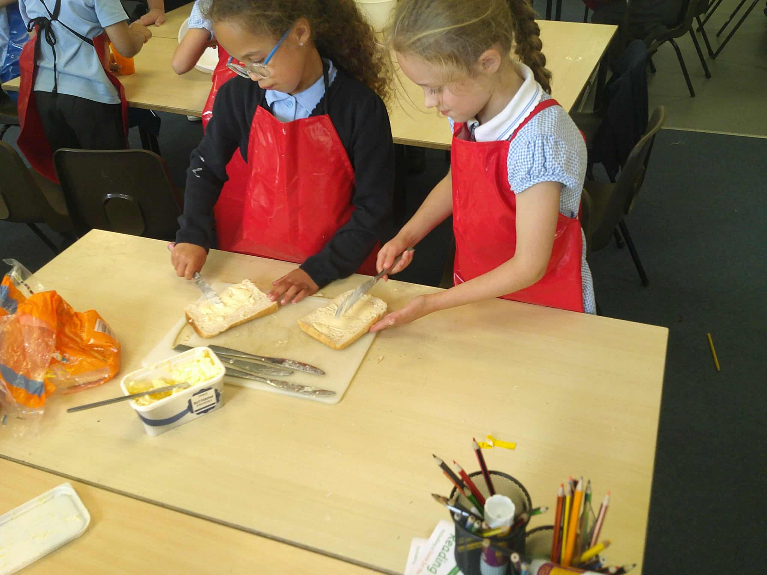 Swifts - DT lesson on using tools - Pirton School
