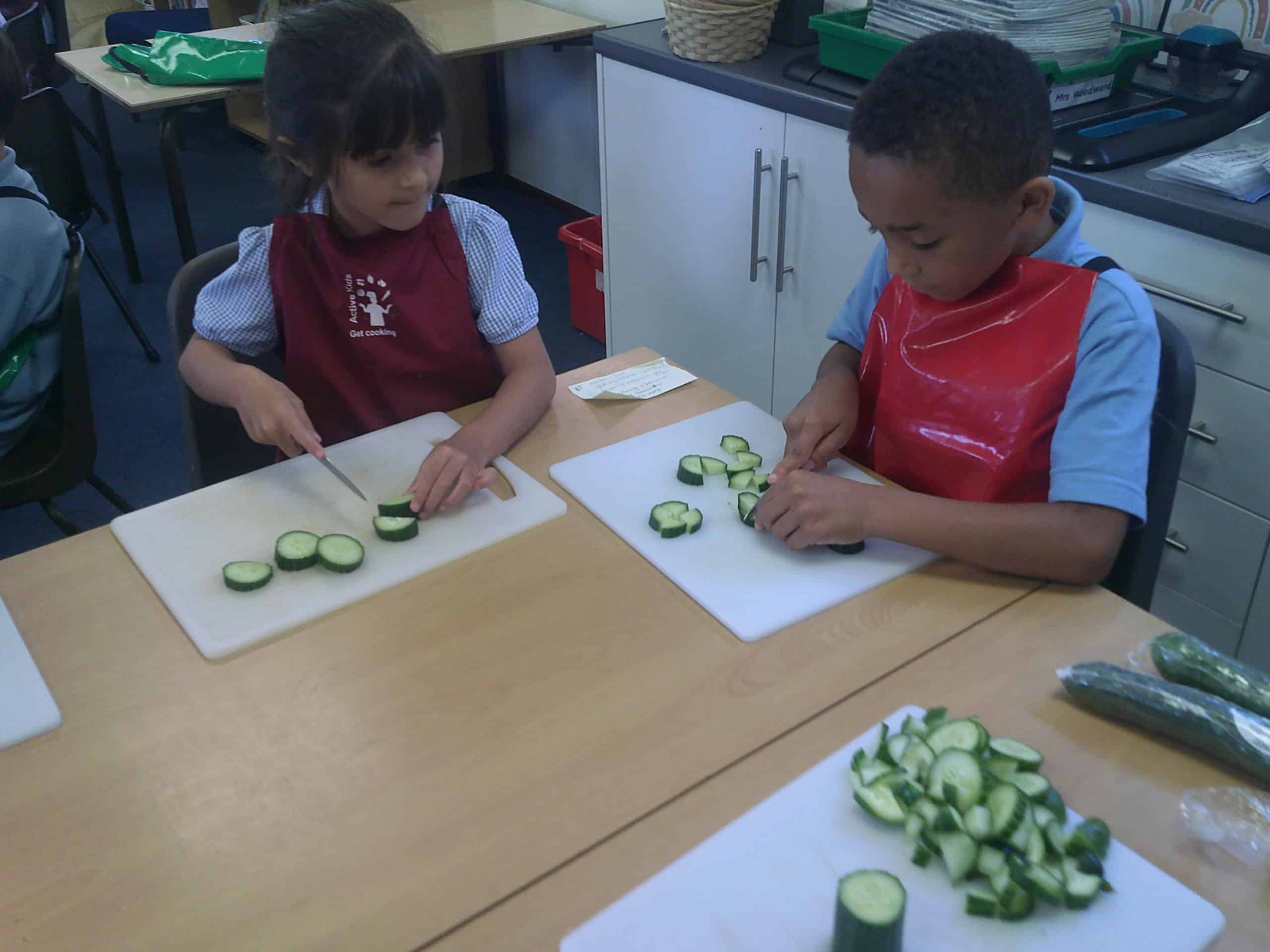 Swifts - DT lesson on using tools - Pirton School