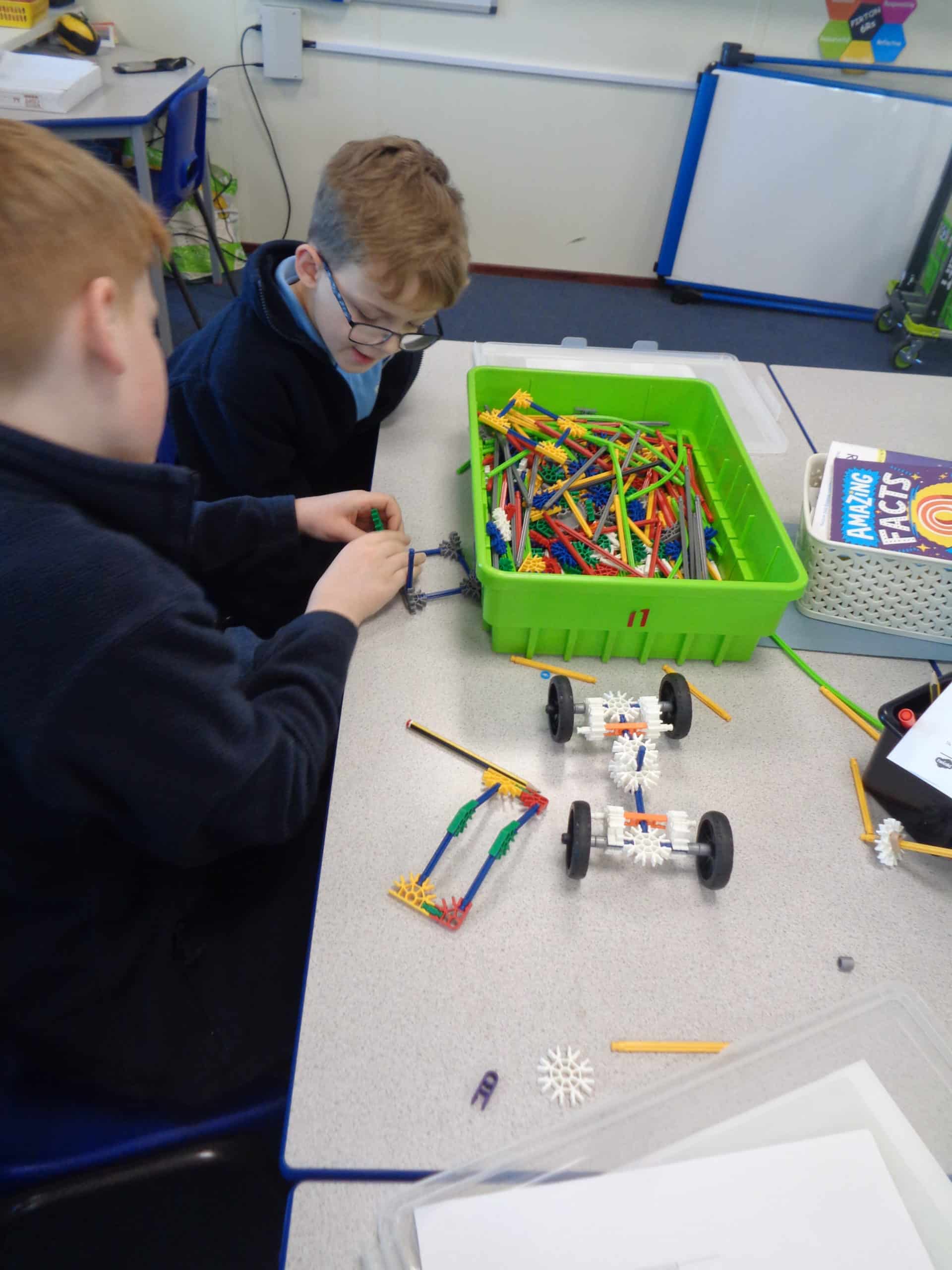 K'nex Challenge - Pirton School